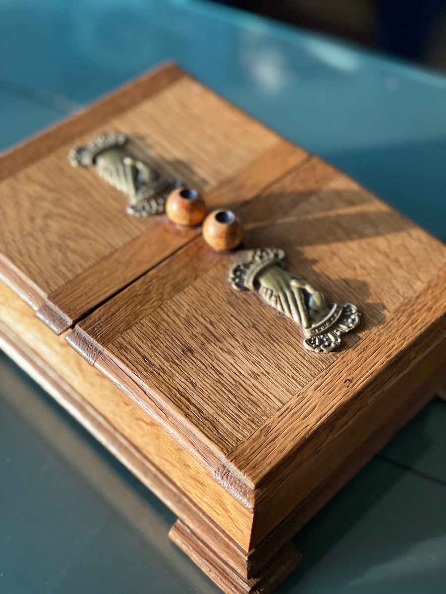 Victorian Cigarette Box with Clasped Hands – Through The Louping Glass